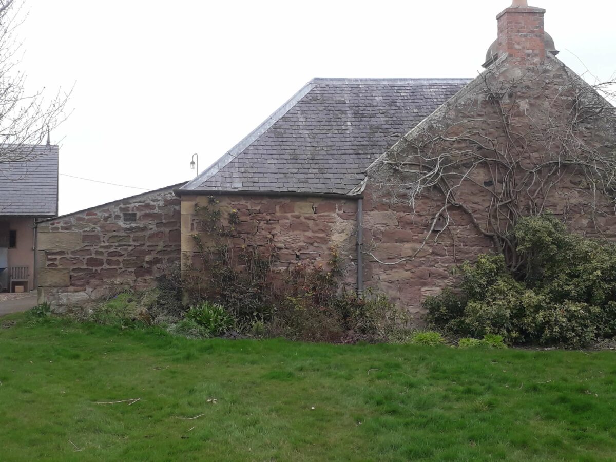 The Manse & Guildhall, Ladykirk - T.J. Ferris Stonemasonry