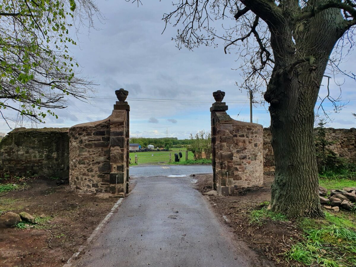 Monkton House Entrance - T.J. Ferris Stonemasonry